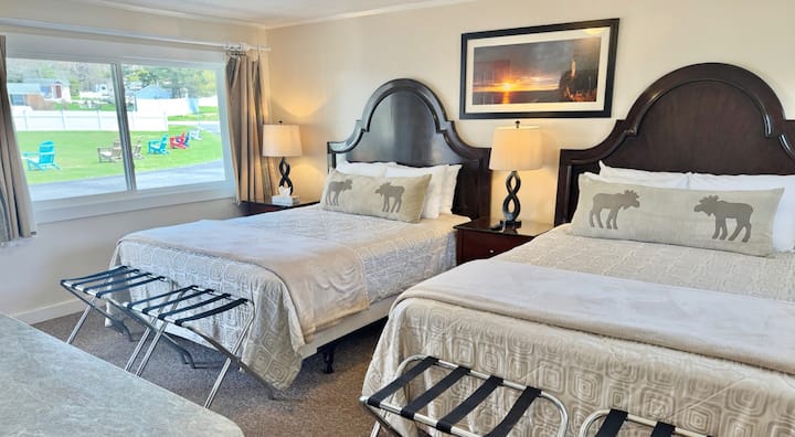 Gallagher's Travels Room 6 (Double Queen Beds) - Bar Harbor, ME