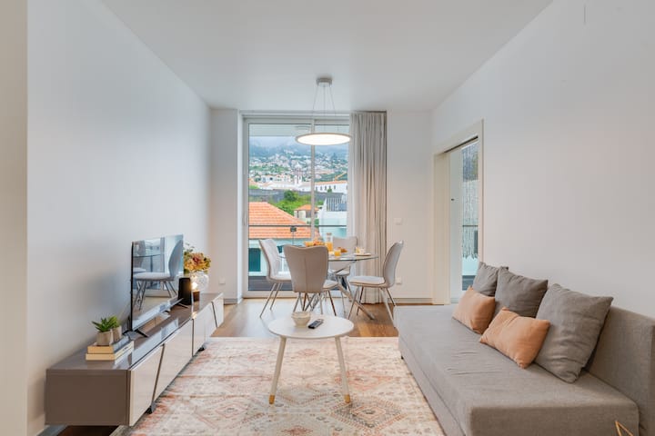 Plaza City Center- Balcony Amazing Views - Funchal