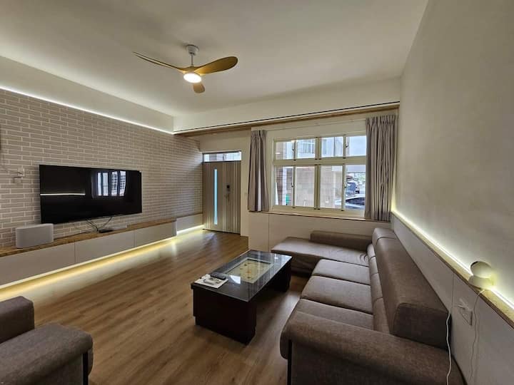 【8號手作民宿】包棟/可烤肉/唱歌/近火車站機場/史前館 - 卑南