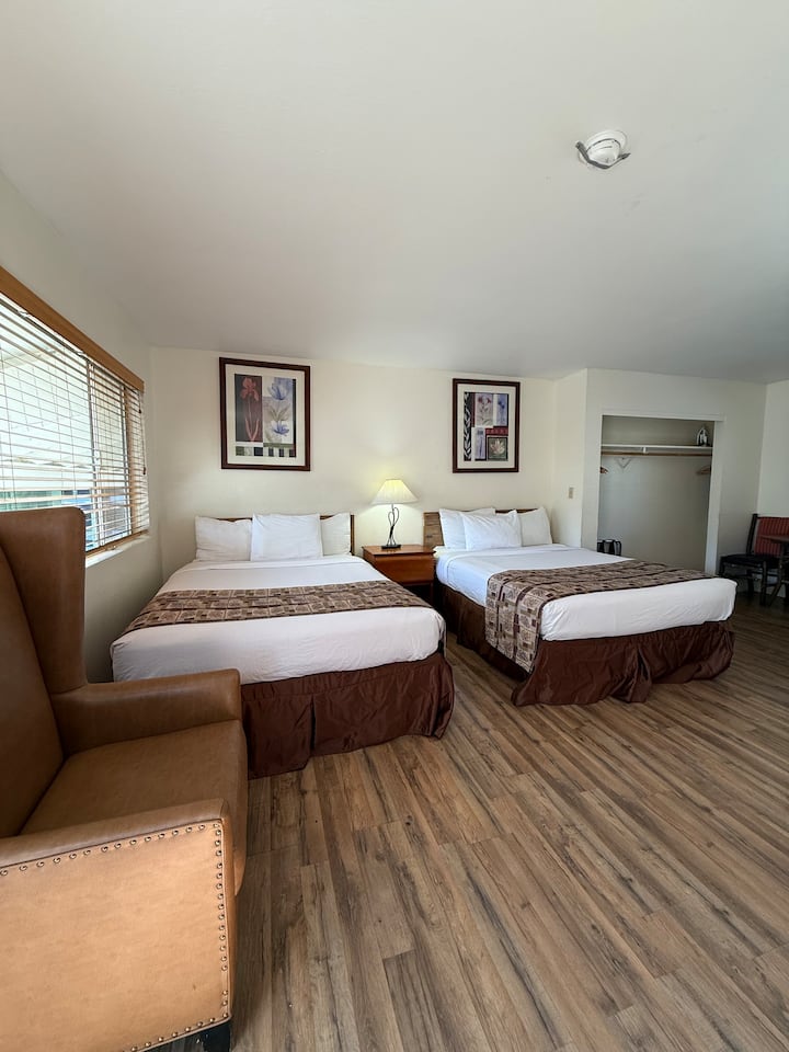 Room In Vintage Inn Near Heavenly Village - 2 Beds - South Lake Tahoe, CA