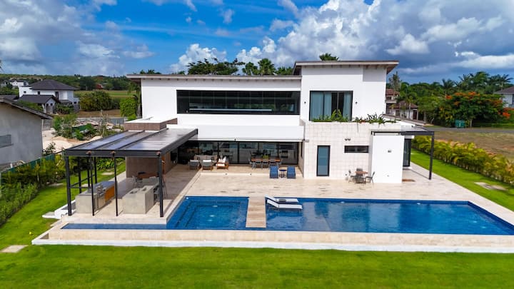 Villa Nueva En Casa De Campo | Ref: 10787 - La Romana