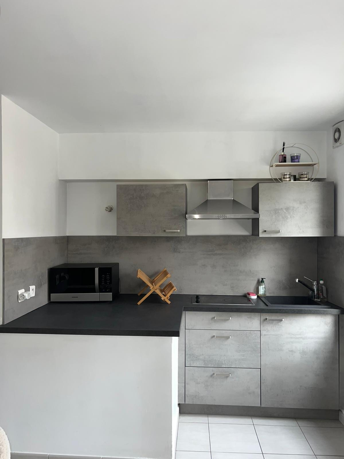 Charmant Studio avec une belle vue sur l’Étang - Appartements à louer à ...