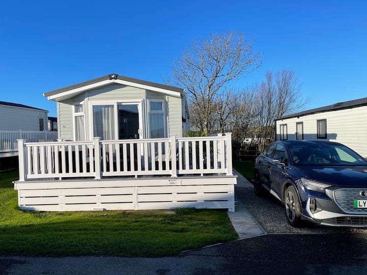 Idyllic Holiday Cabin Close To Durdle Door Beach - Dorset