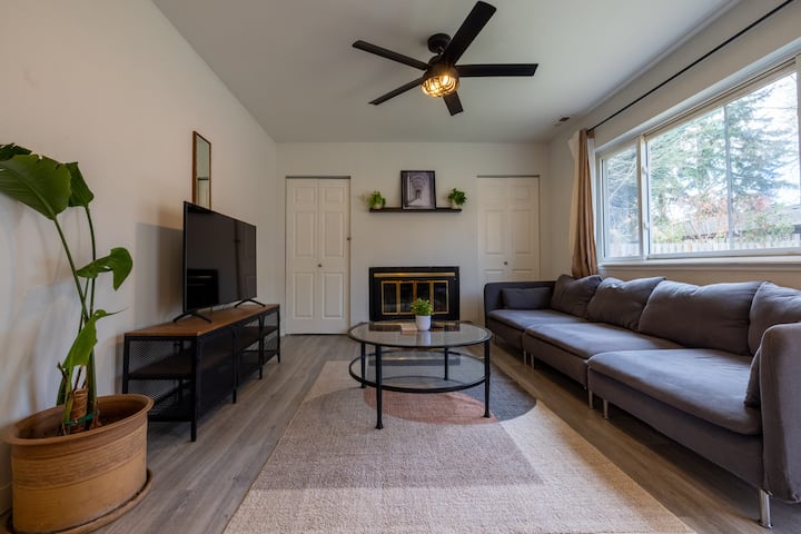 Downtown Beaverton Quiete Oasis - Beaverton, OR