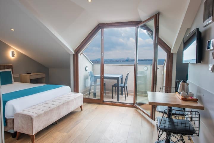 Penthouse Sea View Studio Room Double Balcony - Beykoz