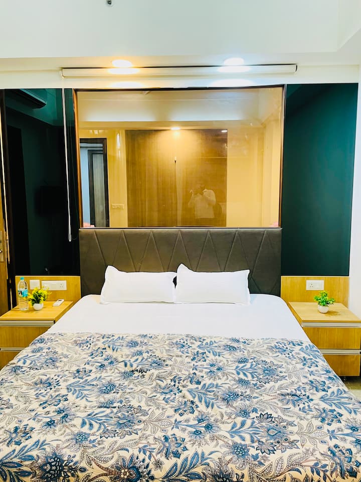 The Sapphire Suites - Manesar