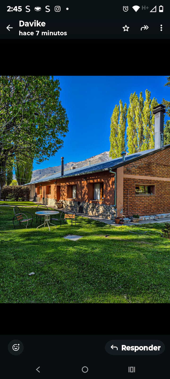 Los Pinos Vida De Campo. 
Casa Rural - Esquel