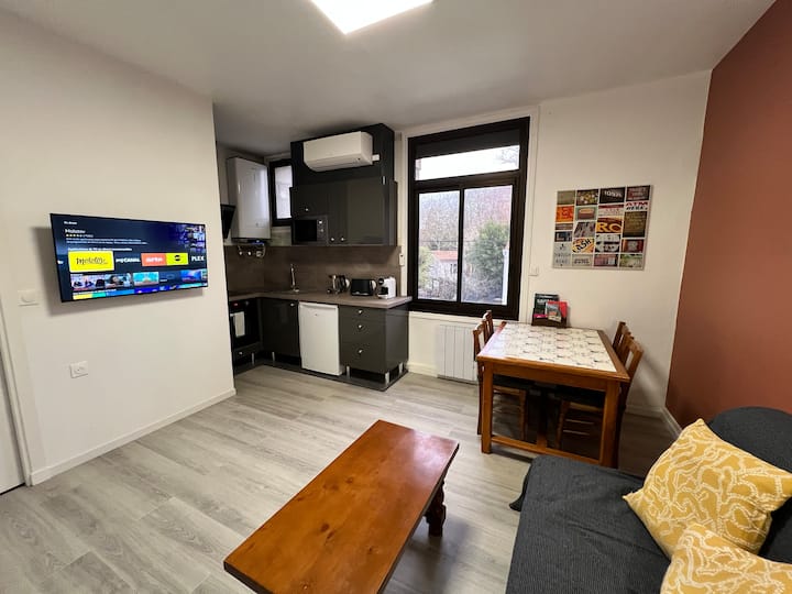 Appartement - Abbaye Aux Dames, Parking Réservé - Saintes