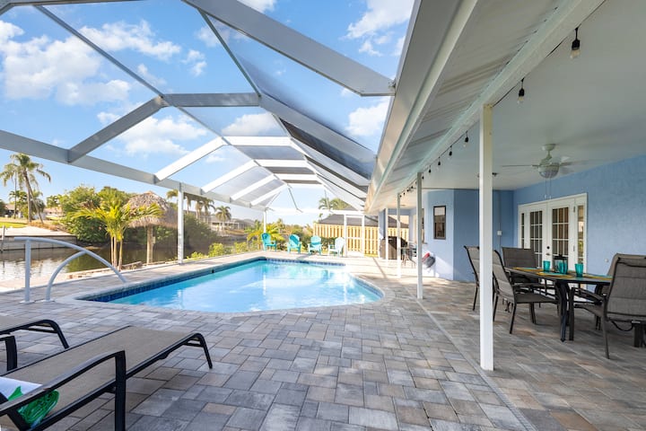 Waterfront Pool Home - The Blue Palm Retreat - Cape Coral, FL