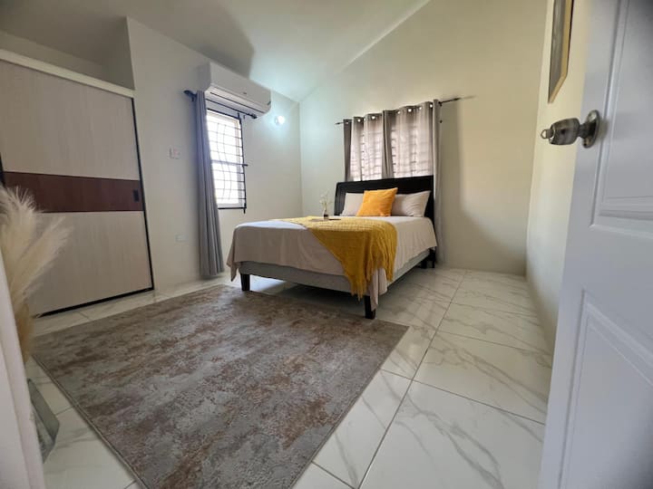 Re Tranquility 1-bedroom 24h Security - Jamaica