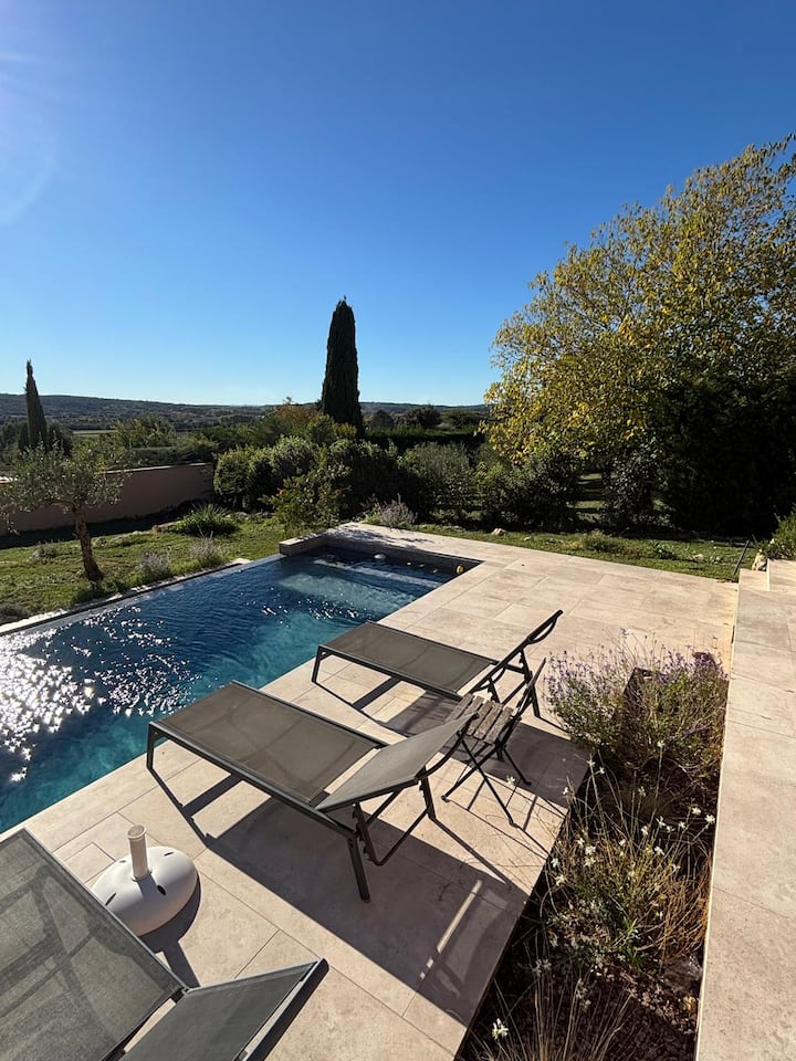 Maison Contemporaine-3 Chambres-piscine - Vue - Uzès