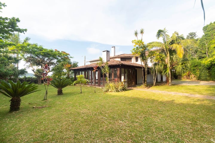 Charmosa Casa Beira A Mar Com 5 Dormitórios - Porto Belo