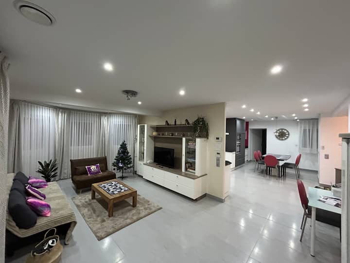 Grande Maison Lumineuse Au Centre De Rixheim - Rixheim