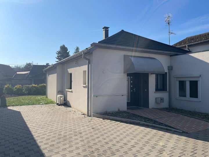 Grande Maison Lumineuse Au Centre De Rixheim - Mulhouse