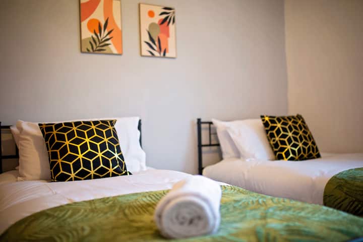 Long Barn House - Andover - Andover