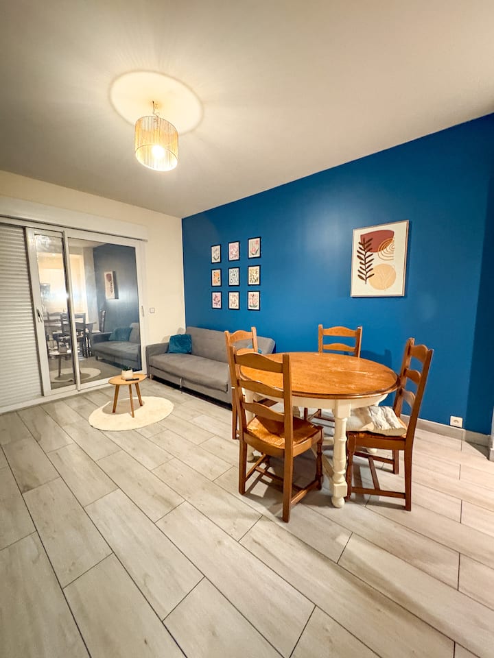 À Trois Pas De La Gare - Sartrouville - Saint-Germain-en-Laye