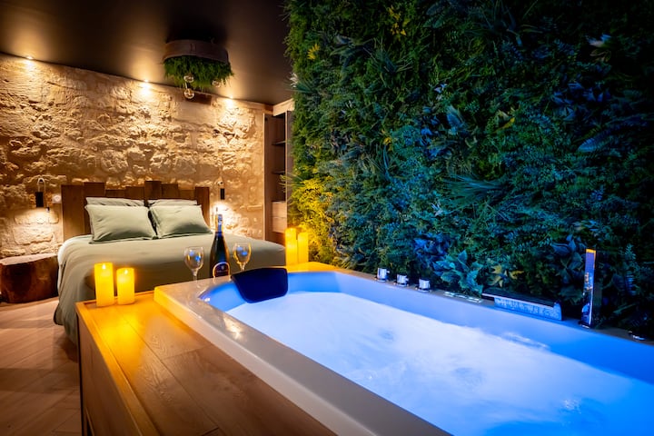 Suite Canopée - Loft Intimiste De Charme à Candes - Loire Valley