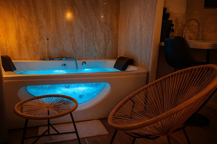 Appartement:jacuzzi Terrasse Parking Privé Netflix - Perpignan