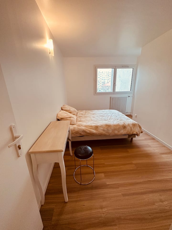 7 Piece Beautiful Appartment In Vitry Sur Seine - Antony