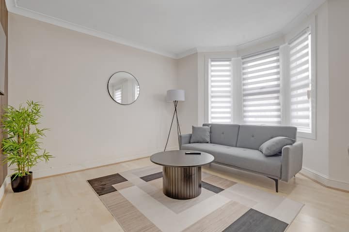 7 Bedroom House With Garden Near Newham Hospital - Barking