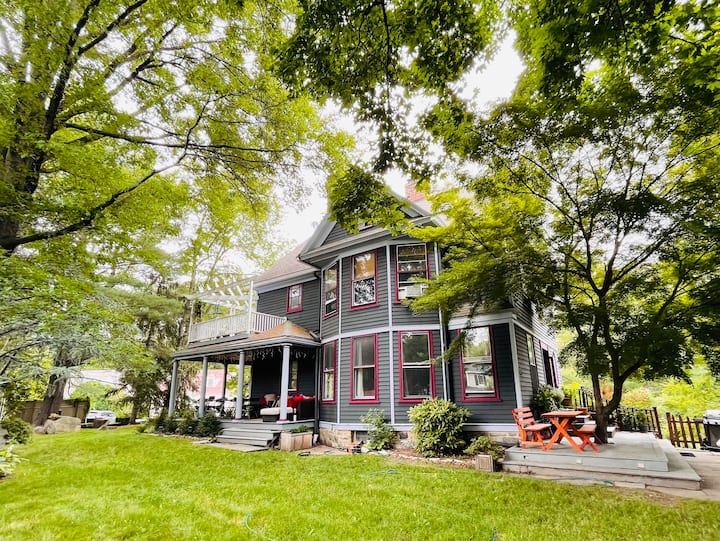 Beautiful Victorian Family Home Perfect 4 Fifa Nyc - Yonkers, NY