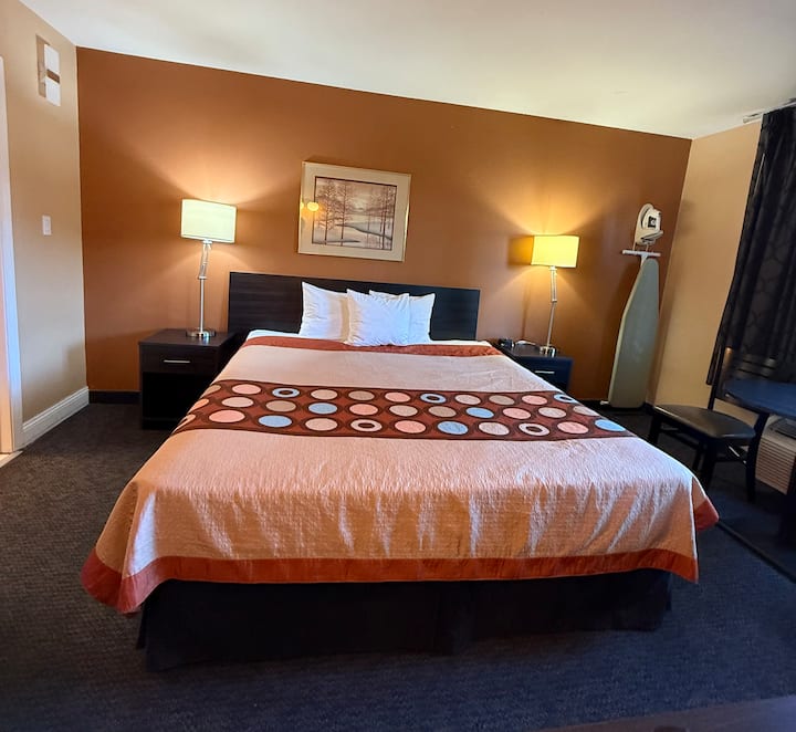 Hotel Room With 1 King Bed And Partial Lake View - South Lake Tahoe, CA