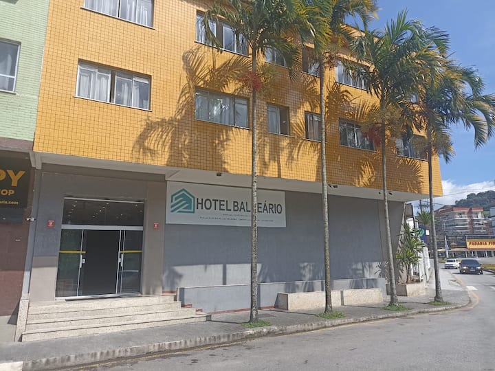 Quarto 2 - Angra dos Reis