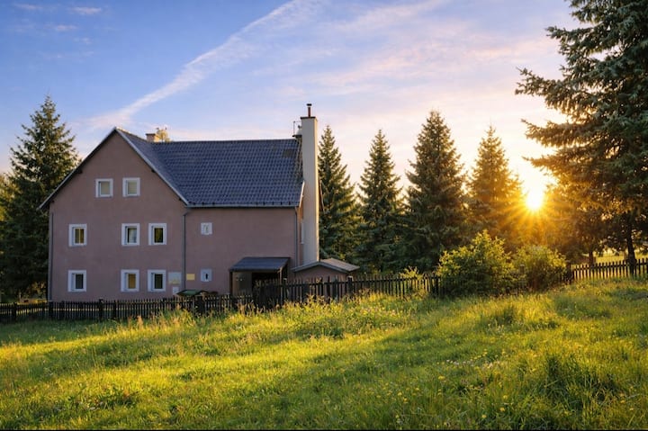 Forest House - 10 Min To Klínovec | 23 Guests - Tschechien