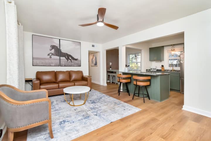 Bella's Midtown Condo - Mobile, AL