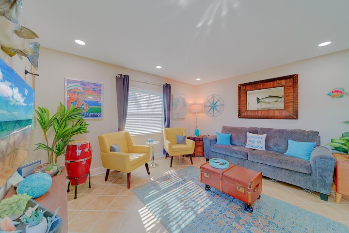 "Tortuguita Marina" Available Now From Super Hosts - 라르고