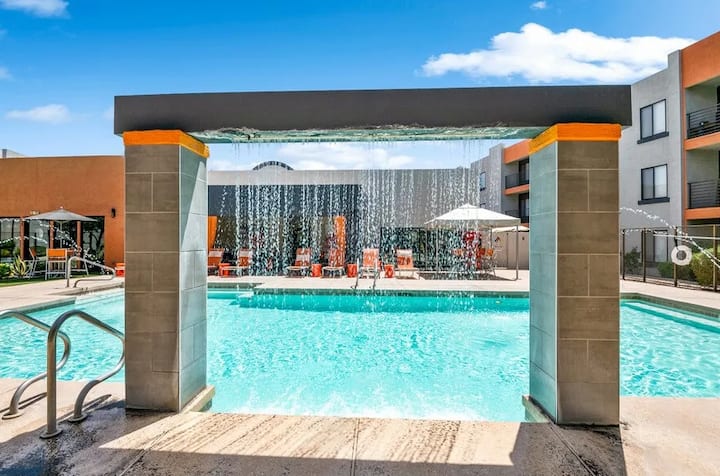 Relaxing 3-br Oasis • Pool • Hot Tub • Gym • Games - Surprise, AZ