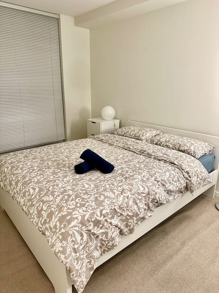 Cozy And Warm 2b2b Near Skytrain In Rmd - Richmond