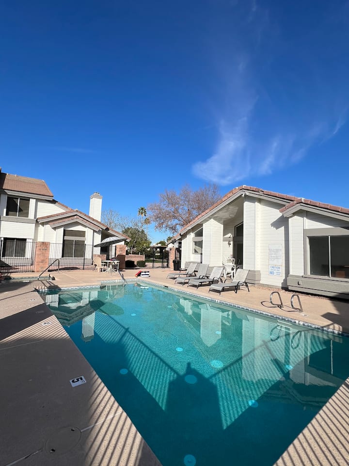 Entire Condo In Chandler Area - Chandler, AZ