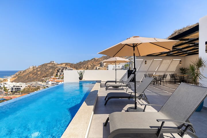 2 Bdrm Apt 10 Mins From Town With Ocean Views Pool - Cabo San Lucas