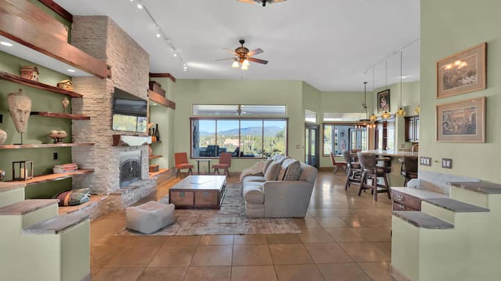 Unique-infinity Pool, Speakeasy & Secret Golf Room - Cave Creek, AZ