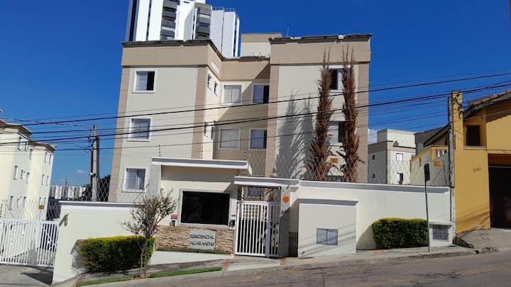 Ape Ate 6 Pessoas Próximo Av 9 De Julho Rodoviaria - Jundiaí