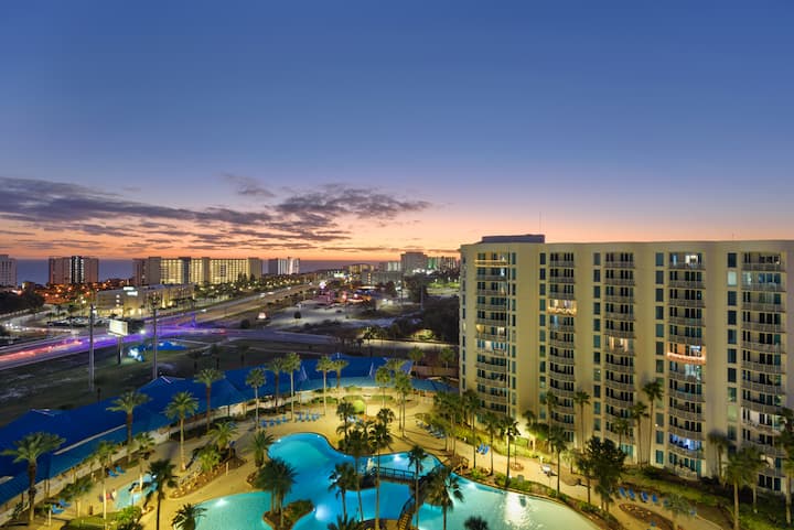 Penthouse Sunsets|walk To Beach|patio - Destin, FL