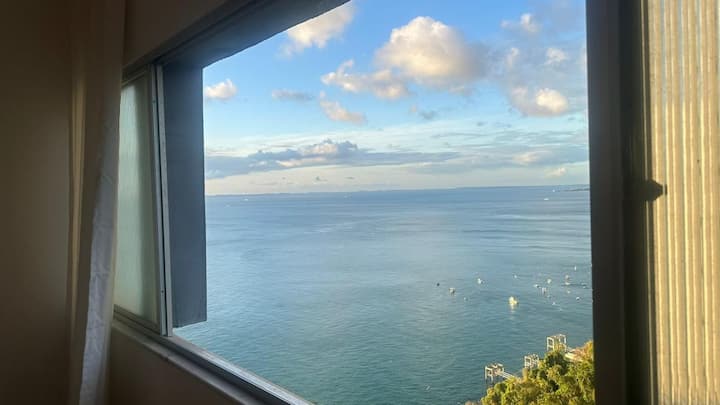 Espaço Inteiro: Apartamento Amplo Em Salvador. - Salvador, Brazil