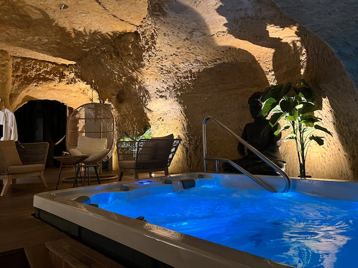 Suite Insolite Et Spa - Troglodyte - Ballan-Miré