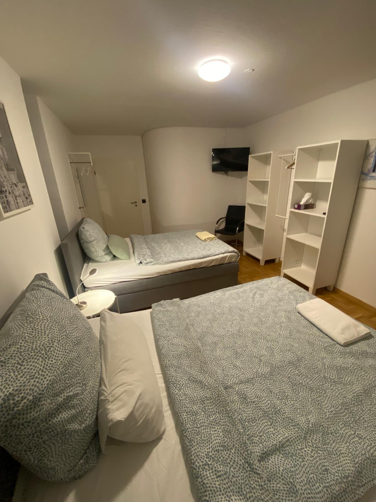 Room 1b – two separate double beds (bed 1) - Houses for Rent in ...