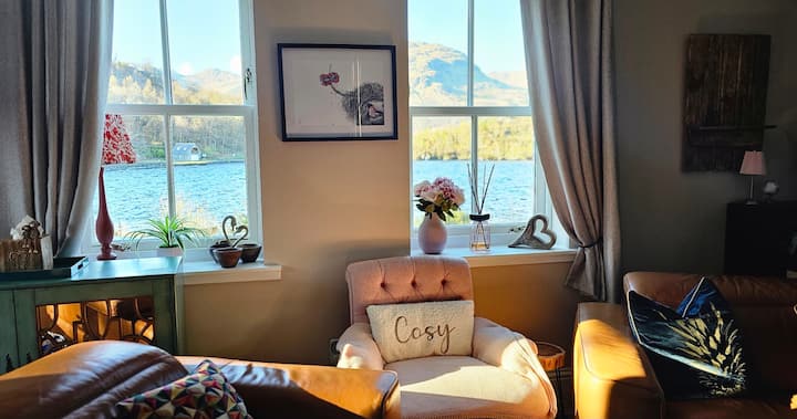 Cottage On Loch Katrine, Scotland
W/ Sauna. - Arrochar