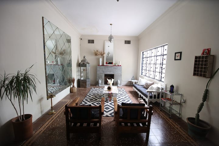 Casa Mexico - 10 Habitaciones 8baños 12 Camas - Torreón