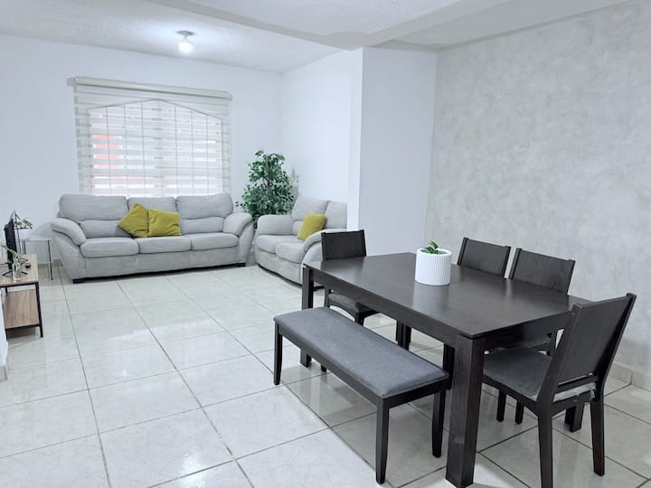 Casa Equipada | Bien Ubicada | Cerca Fiscalia - Torreón