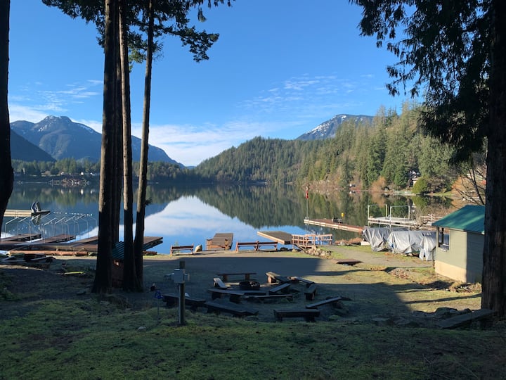 Lakeside Campsite-bring Your Own Trailer/rv - Sunshine Valley