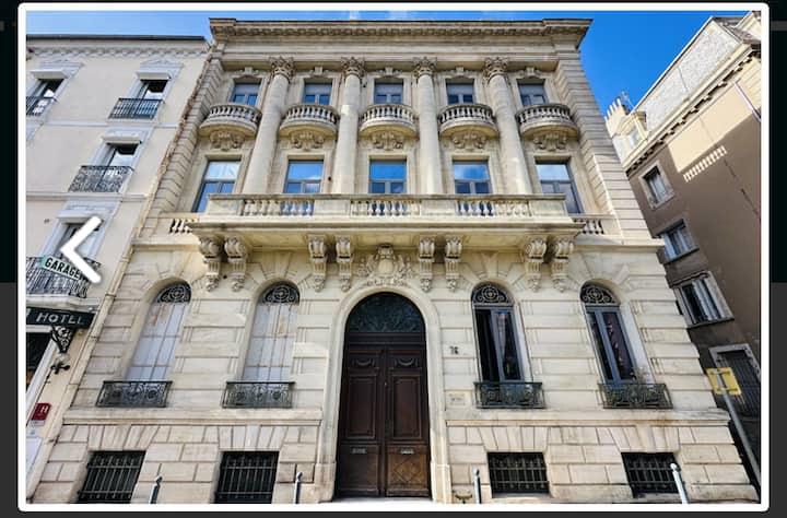 60 m2 in einem Herrenhaus mit Terrasse Paul Riquet - Wohnungen zur ...