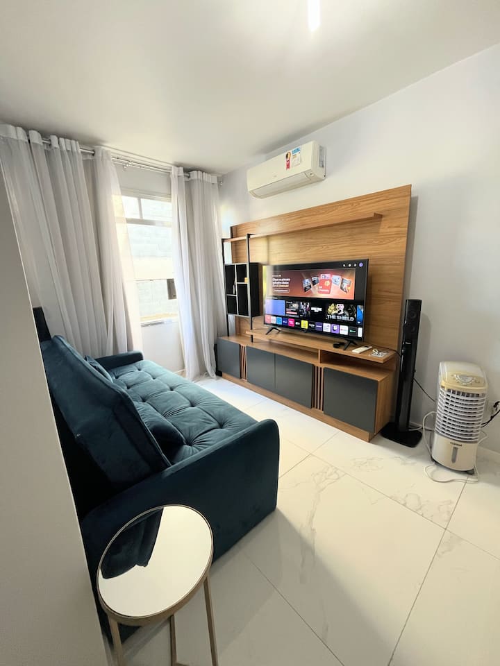 Top Localização! 1 Dorm C/ Ar + Garagem - Praia - Praia Grande