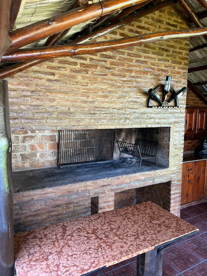 Amplia Casa Para Familias Y Eventos - Chivilcoy