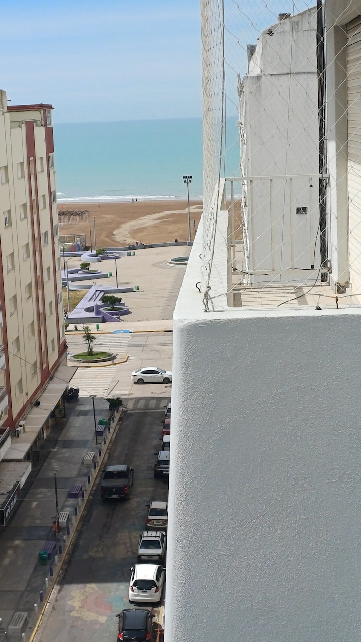 Departamento En Necochea A Media Cuadra Del Mar. - Necochea