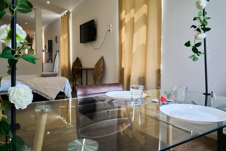 Le Nid Douillé, Balnéo Proche Gare - Mouscron