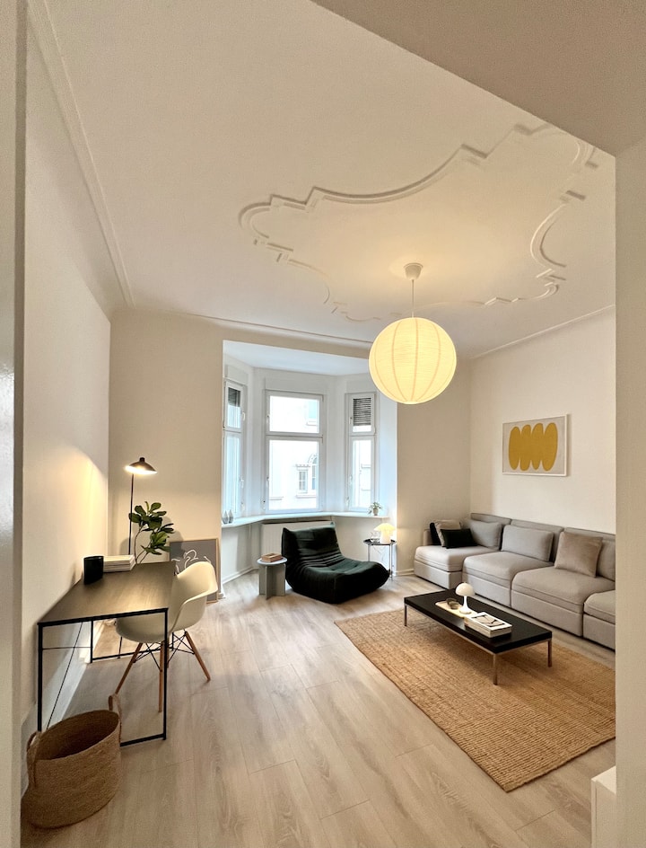 Helle Altbau Mit Großzügigen, Modernen Zimmern - Schwelm